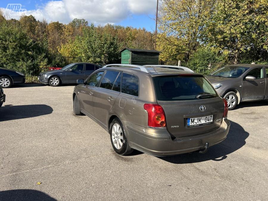 Коричневый Тойота Авенсис 2005 в Шяуляй, объемом двигателя 2.40 л и пробегом 0 тыс. км за 1549 €, фото 7 на AUTOMOTO.COM.LV