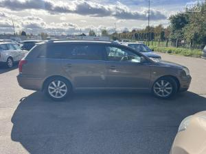 Коричневый Тойота Авенсис 2005 в Шяуляй, объемом двигателя 2.40 л и пробегом 0 тыс. км за 1549 €, фото 9 на AUTOMOTO.COM.LV