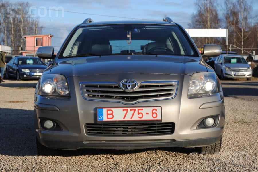 Коричневый Тойота Авенсис 2006 в Рига, объемом двигателя 1.80 л и пробегом 205 тыс. км за 2790 €, фото 5 на AUTOMOTO.COM.LV