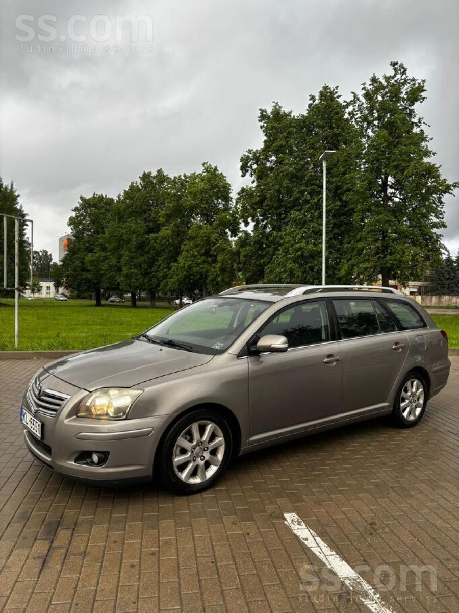 Brūns Toyota Avensis 2006 Jelgava, ar dzinēja tilpumu 2.20 L un nobraukumu 253 tūkst. km par 1950 €, foto 3 vietnē AUTOMOTO.COM.LV
