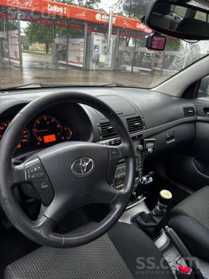 Brūns Toyota Avensis 2006 Jelgava, ar dzinēja tilpumu 2.20 L un nobraukumu 253 tūkst. km par 1950 €, foto 8 vietnē AUTOMOTO.COM.LV