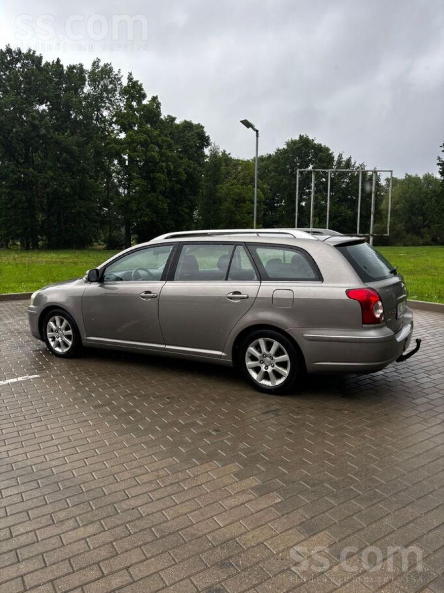 Brūns Toyota Avensis 2006 Jelgava, ar dzinēja tilpumu 2.20 L un nobraukumu 253 tūkst. km par 1950 €, foto 13 vietnē AUTOMOTO.COM.LV