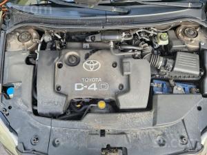 Brown Toyota Avensis 2006 in Jelgava, with an engine capacity of 2.00 L and mileage of 380 thousand km for 600 €, photo 8 on AUTOMOTO.COM.LV