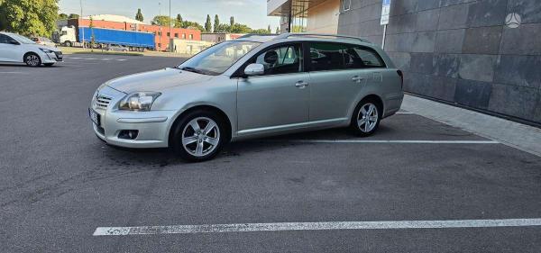 Коричневый Тойота Авенсис 2007 в Клайпеда, объемом двигателя 2.00 л и пробегом 193 тыс. км за 2500 €, фото 4 на AUTOMOTO.COM.LV