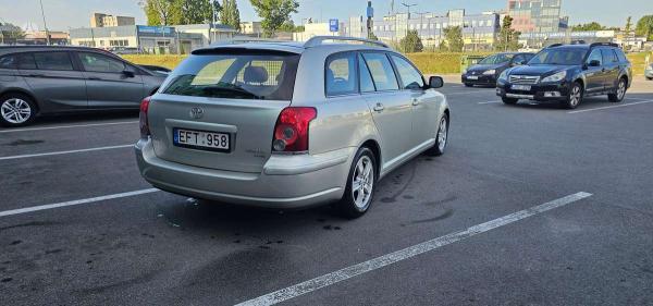 Коричневый Тойота Авенсис 2007 в Клайпеда, объемом двигателя 2.00 л и пробегом 193 тыс. км за 2500 €, фото 5 на AUTOMOTO.COM.LV
