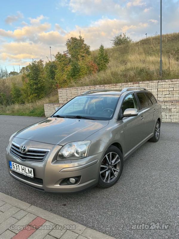 Тойота Авенсис 2007 в Таллин на AUTOMOTO.COM.LV Коричневый Тойота Авенсис 2007 в Таллин, объемом двигателя 2.20 л и пробегом 336 тыс. км за 1850 €, фото 1 на AUTOMOTO.COM.LV