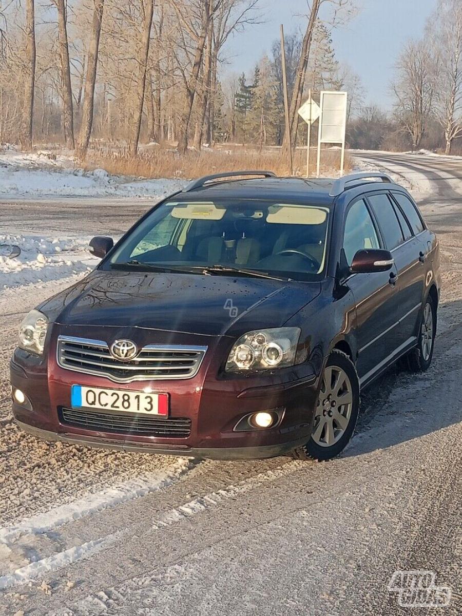 Brūns Toyota Avensis 2008 Akmenė, ar dzinēja tilpumu 1.80 L un nobraukumu 231 tūkst. km par 2800 €, foto 1 vietnē AUTOMOTO.COM.LV