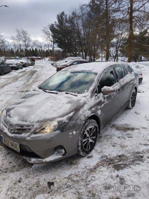 Brown Toyota Avensis 2014 in Tallinn, with an engine capacity of 1.80 L and mileage of 232 thousand km for 6800 €, photo  on AUTOMOTO.COM.LV