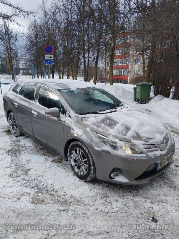 Коричневый Тойота Авенсис 2014 в Таллин, объемом двигателя 1.80 л и пробегом 232 тыс. км за 6800 €, фото 2 на AUTOMOTO.COM.LV