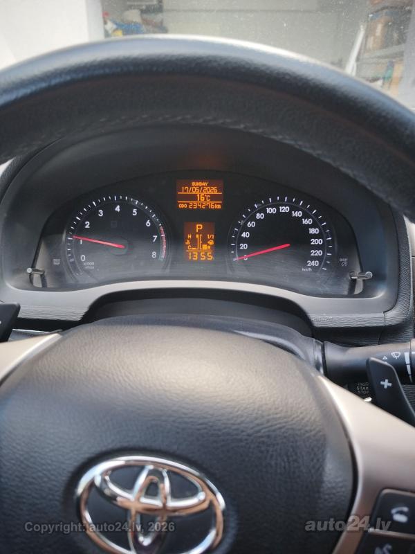 Brown Toyota Avensis 2014 in Parnu, with an engine capacity of 1.80 L and mileage of 235 thousand km for 6500 €, photo 7 on AUTOMOTO.COM.LV