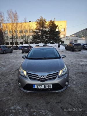 Brūns Toyota Avensis 2015 Tallina, ar dzinēja tilpumu 1.80 L un nobraukumu 360 tūkst. km par 7700 €, foto  vietnē AUTOMOTO.COM.LV