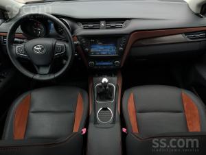 Коричневый Тойота Авенсис 2015 в Юрмала, объемом двигателя 1.60 л и пробегом 222 тыс. км за 9950 €, фото 22 на AUTOMOTO.COM.LV