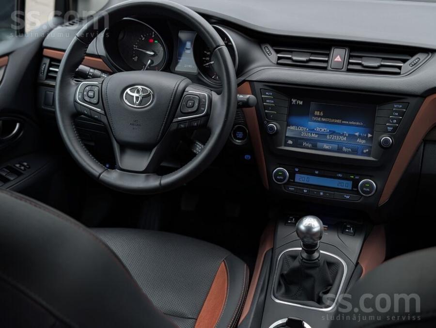 Коричневый Тойота Авенсис 2015 в Юрмала, объемом двигателя 1.60 л и пробегом 222 тыс. км за 9950 €, фото 23 на AUTOMOTO.COM.LV