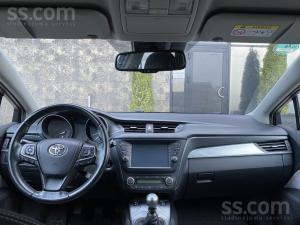 Коричневый Тойота Авенсис 2015 в Лиепая, объемом двигателя 2.00 л и пробегом 192 тыс. км за 8550 €, фото 13 на AUTOMOTO.COM.LV