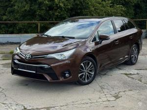 Brūns Toyota Avensis 2015 Viļņa, ar dzinēja tilpumu 2.00 L un nobraukumu 285 tūkst. km par 8500 €, foto  vietnē AUTOMOTO.COM.LV