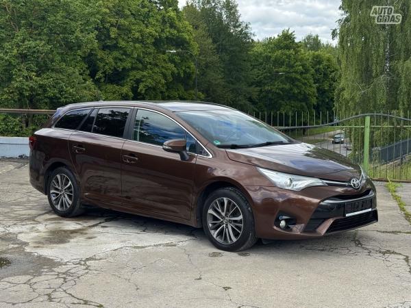 Коричневый Тойота Авенсис 2015 в Вильнюс, объемом двигателя 2.00 л и пробегом 285 тыс. км за 8500 €, фото 10 на AUTOMOTO.COM.LV