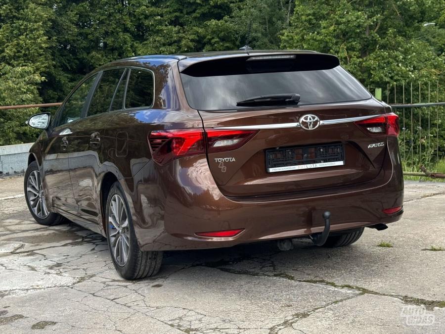 Коричневый Тойота Авенсис 2015 в Вильнюс, объемом двигателя 2.00 л и пробегом 285 тыс. км за 8500 €, фото 14 на AUTOMOTO.COM.LV