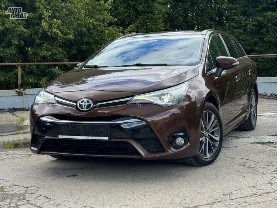 Коричневый Тойота Авенсис 2015 в Вильнюс, объемом двигателя 2.00 л и пробегом 285 тыс. км за 8500 €, фото 16 на AUTOMOTO.COM.LV