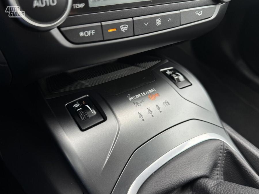 Коричневый Тойота Авенсис 2015 в Вильнюс, объемом двигателя 2.00 л и пробегом 285 тыс. км за 8500 €, фото 23 на AUTOMOTO.COM.LV