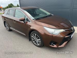 Brūns Toyota Avensis 2015 Kuresāre, ar dzinēja tilpumu 2.00 L un nobraukumu 182 tūkst. km par 11750 €, foto 3 vietnē AUTOMOTO.COM.LV