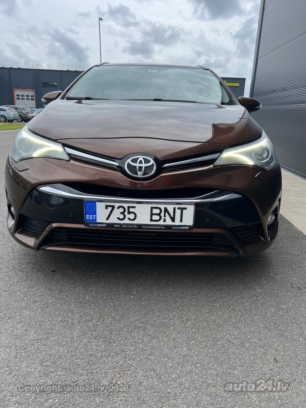 Brūns Toyota Avensis 2015 Kuresāre, ar dzinēja tilpumu 2.00 L un nobraukumu 182 tūkst. km par 11750 €, foto 4 vietnē AUTOMOTO.COM.LV