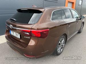 Brūns Toyota Avensis 2015 Kuresāre, ar dzinēja tilpumu 2.00 L un nobraukumu 182 tūkst. km par 11750 €, foto 9 vietnē AUTOMOTO.COM.LV