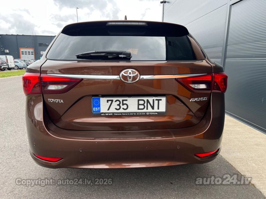 Brūns Toyota Avensis 2015 Kuresāre, ar dzinēja tilpumu 2.00 L un nobraukumu 182 tūkst. km par 11750 €, foto 10 vietnē AUTOMOTO.COM.LV
