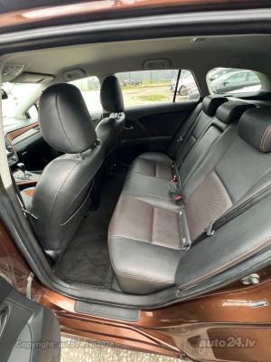 Brūns Toyota Avensis 2015 Kuresāre, ar dzinēja tilpumu 2.00 L un nobraukumu 182 tūkst. km par 11750 €, foto 13 vietnē AUTOMOTO.COM.LV