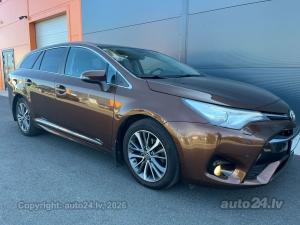 Brown Toyota Avensis 2015 in Kuressaare, with an engine capacity of 2.00 L and mileage of 182 thousand km for 11750 €, photo 4 on AUTOMOTO.COM.LV