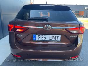 Brown Toyota Avensis 2015 in Kuressaare, with an engine capacity of 2.00 L and mileage of 182 thousand km for 11750 €, photo 6 on AUTOMOTO.COM.LV