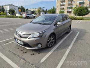 Brown Toyota Avensis 2015 in Riga, with an engine capacity of 1.80 L and mileage of 178 thousand km for 10500 €, photo  on AUTOMOTO.COM.LV