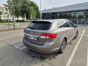 Коричневый Тойота Авенсис 2015 в Рига, объемом двигателя 1.80 л и пробегом 178 тыс. км за 10500 €, фото 5 на AUTOMOTO.COM.LV