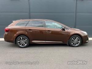 Brūns Toyota Avensis 2015 Kuresāre, ar dzinēja tilpumu 2.00 L un nobraukumu 182 tūkst. km par 11750 €, foto 8 vietnē AUTOMOTO.COM.LV