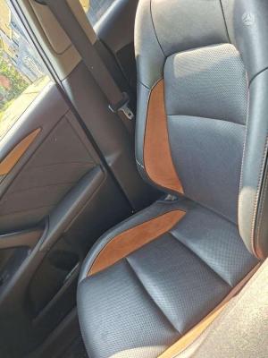 Brown Toyota Avensis 2015 in Siauliai, with an engine capacity of 2.00 L and mileage of 334 thousand km for 7250 €, photo 3 on AUTOMOTO.COM.LV
