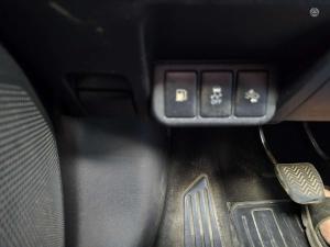 Brown Toyota Avensis 2015 in Siauliai, with an engine capacity of 2.00 L and mileage of 334 thousand km for 7250 €, photo 5 on AUTOMOTO.COM.LV