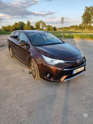 Brown Toyota Avensis 2015 in Siauliai, with an engine capacity of 2.00 L and mileage of 334 thousand km for 7250 €, photo 17 on AUTOMOTO.COM.LV