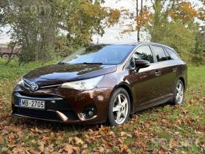 Коричневый Тойота Авенсис 2015 в Огре, объемом двигателя 2.00 л и пробегом 330 тыс. км за 7700 €, фото 3 на AUTOMOTO.COM.LV
