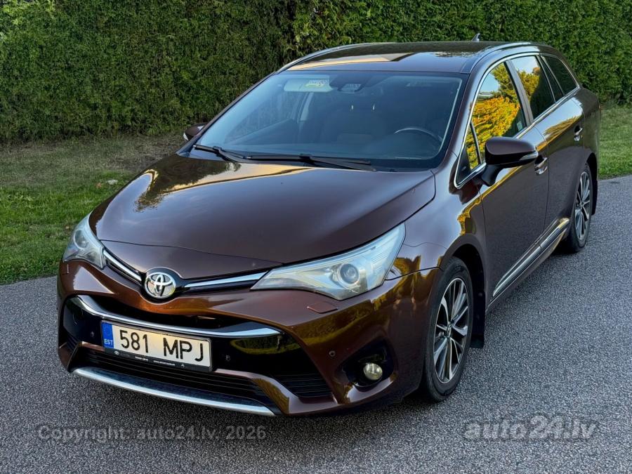 Brūns Toyota Avensis 2015 Tallina, ar dzinēja tilpumu 2.00 L un nobraukumu 145 tūkst. km par 12700 €, foto 6 vietnē AUTOMOTO.COM.LV