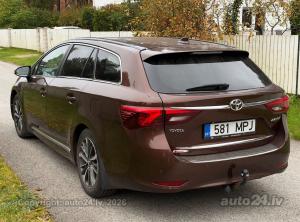 Brūns Toyota Avensis 2015 Tallina, ar dzinēja tilpumu 2.00 L un nobraukumu 145 tūkst. km par 12700 €, foto 8 vietnē AUTOMOTO.COM.LV