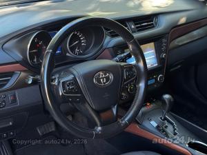 Brūns Toyota Avensis 2015 Tallina, ar dzinēja tilpumu 2.00 L un nobraukumu 145 tūkst. km par 12700 €, foto 11 vietnē AUTOMOTO.COM.LV