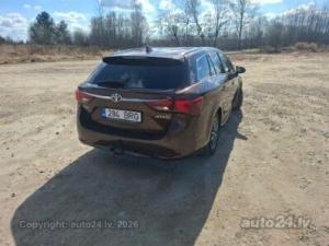Коричневый Тойота Авенсис 2016 в Таллин, объемом двигателя 1.80 л и пробегом 152 тыс. км за 10900 €, фото 4 на AUTOMOTO.COM.LV