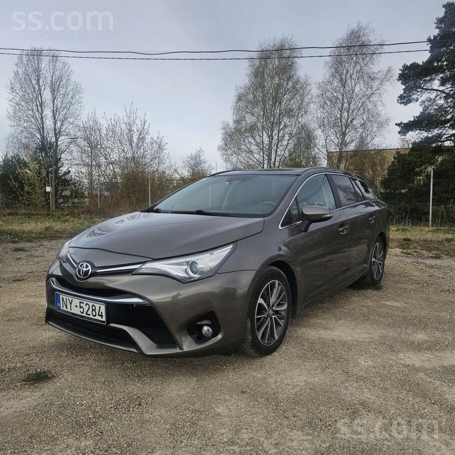 Brūns Toyota Avensis 2016 Rīga, ar dzinēja tilpumu 2.00 L un nobraukumu 258 tūkst. km par 8540 €, foto 4 vietnē AUTOMOTO.COM.LV