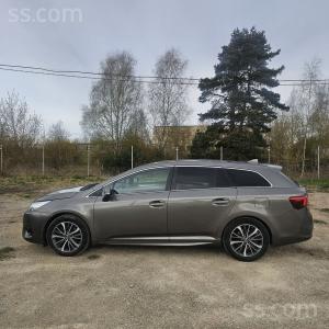 Brūns Toyota Avensis 2016 Rīga, ar dzinēja tilpumu 2.00 L un nobraukumu 258 tūkst. km par 8540 €, foto 9 vietnē AUTOMOTO.COM.LV
