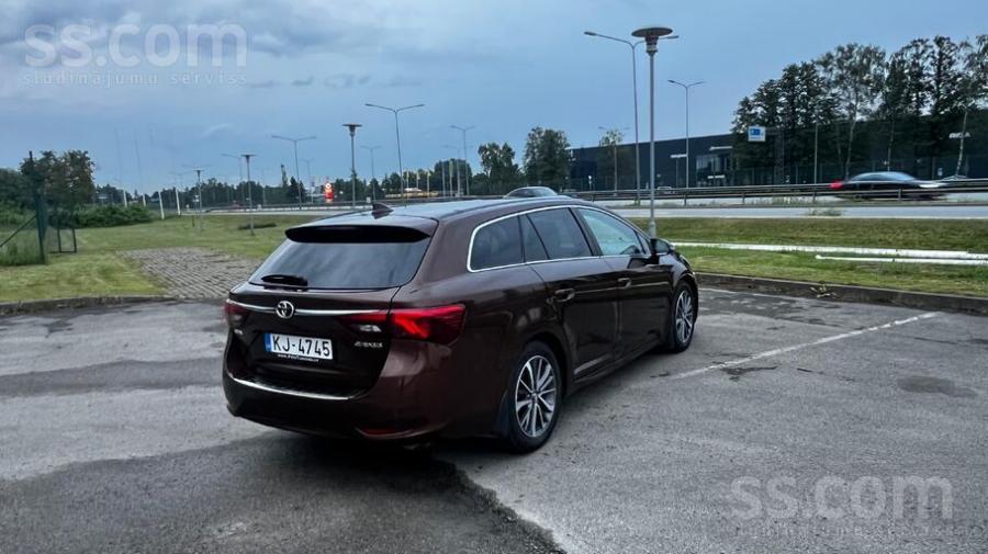Коричневый Тойота Авенсис 2016 в Рига, объемом двигателя 2.00 л и пробегом 223 тыс. км за 9400 €, фото 4 на AUTOMOTO.COM.LV