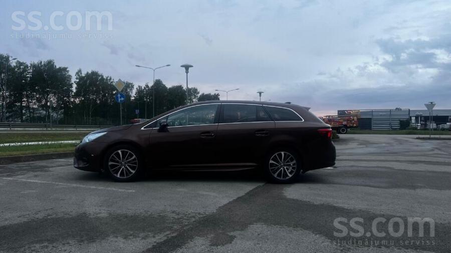 Коричневый Тойота Авенсис 2016 в Рига, объемом двигателя 2.00 л и пробегом 223 тыс. км за 9400 €, фото 7 на AUTOMOTO.COM.LV