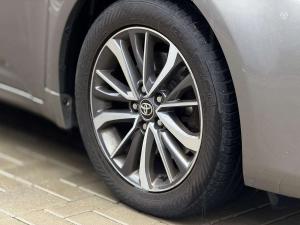 Brown Toyota Avensis 2016 in Vilnius, with an engine capacity of 2.00 L and mileage of 192 thousand km for 8900 €, photo 23 on AUTOMOTO.COM.LV