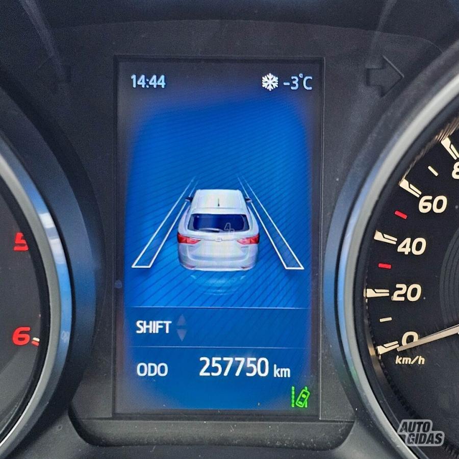 Brūns Toyota Avensis 2016 Rīga, ar dzinēja tilpumu 2.00 L un nobraukumu 257 tūkst. km par 8350 €, foto 24 vietnē AUTOMOTO.COM.LV