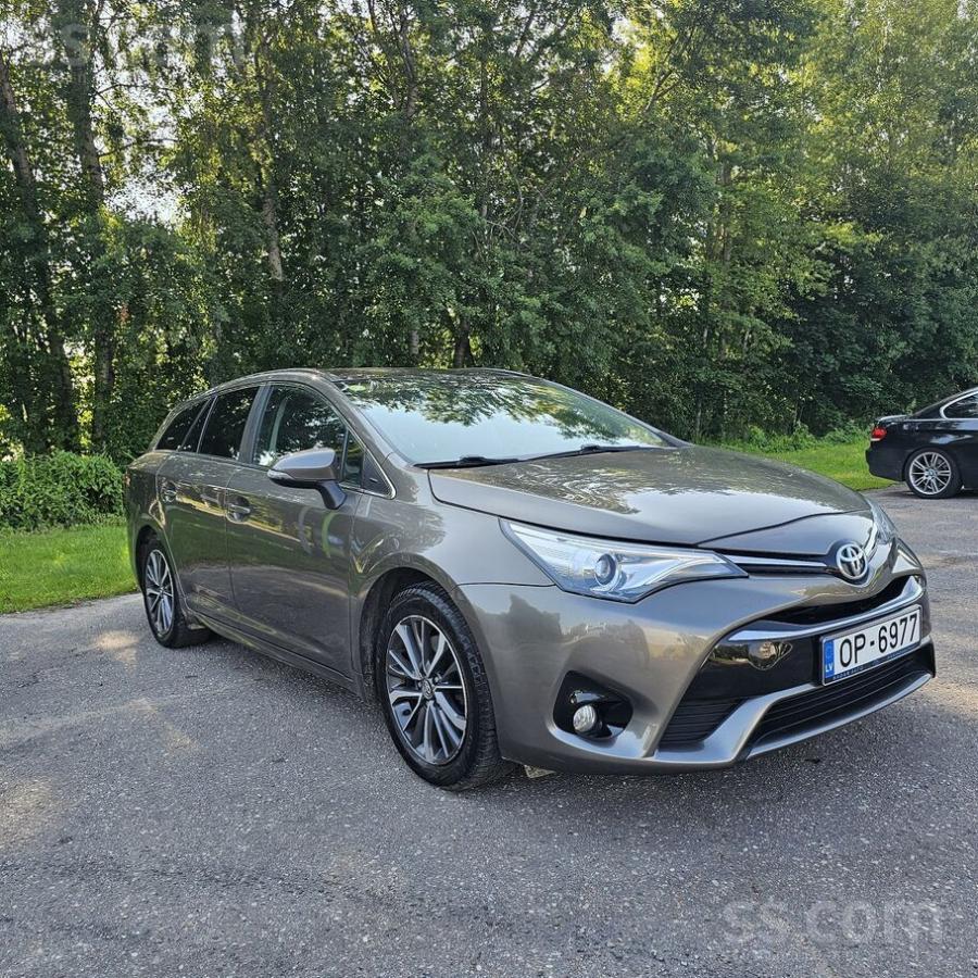 Коричневый Тойота Авенсис 2016 в Рига, объемом двигателя 2.00 л и пробегом 262 тыс. км за 8450 €, фото 5 на AUTOMOTO.COM.LV