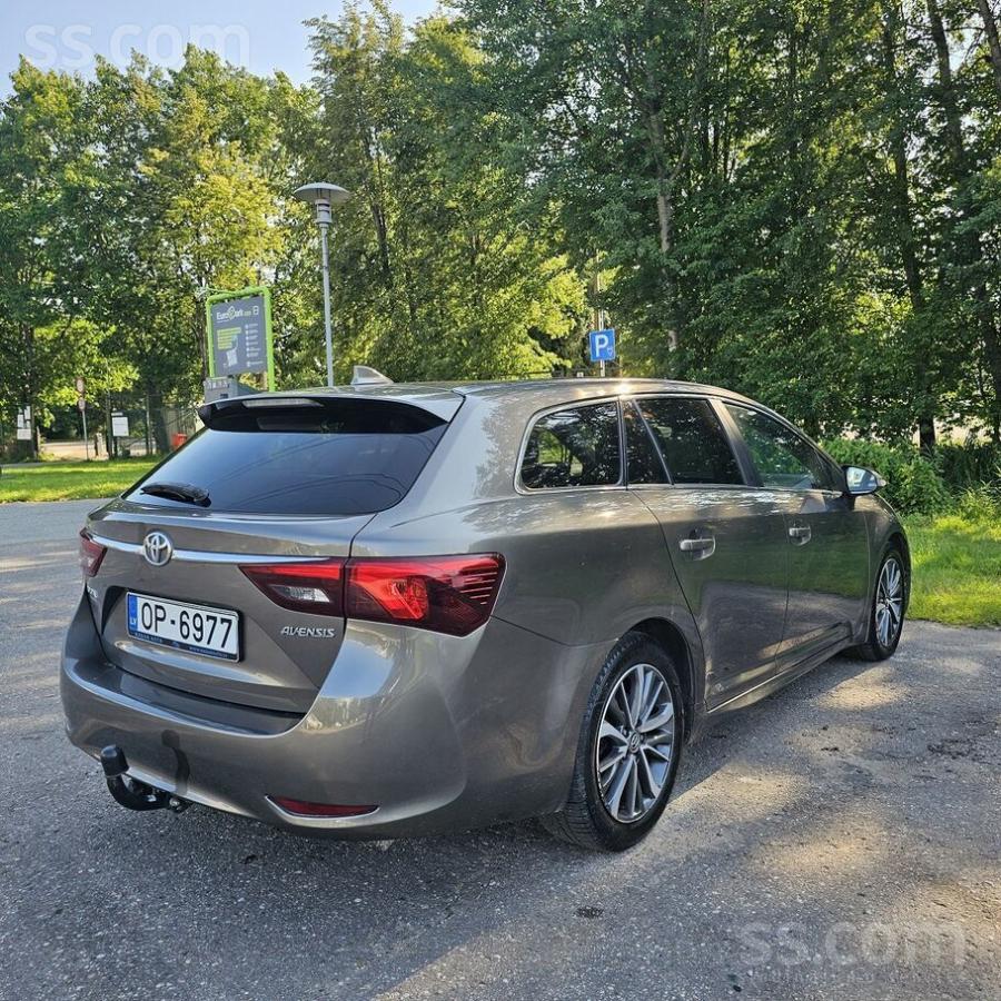 Коричневый Тойота Авенсис 2016 в Рига, объемом двигателя 2.00 л и пробегом 262 тыс. км за 8450 €, фото 6 на AUTOMOTO.COM.LV