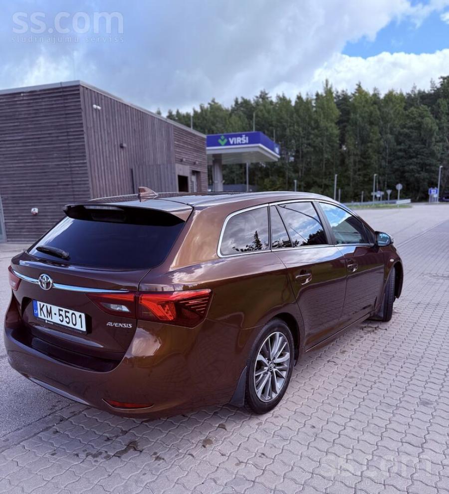 Brūns Toyota Avensis 2016 Rīga, ar dzinēja tilpumu 1.80 L un nobraukumu 170 tūkst. km par 10500 €, foto 4 vietnē AUTOMOTO.COM.LV